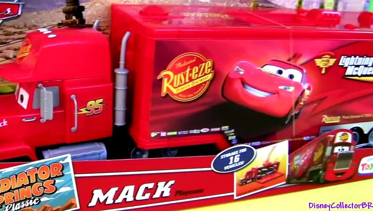 EXCLUSIVE Mack Truck Carry Case Disney Cars Display Store 16 Diecast ...