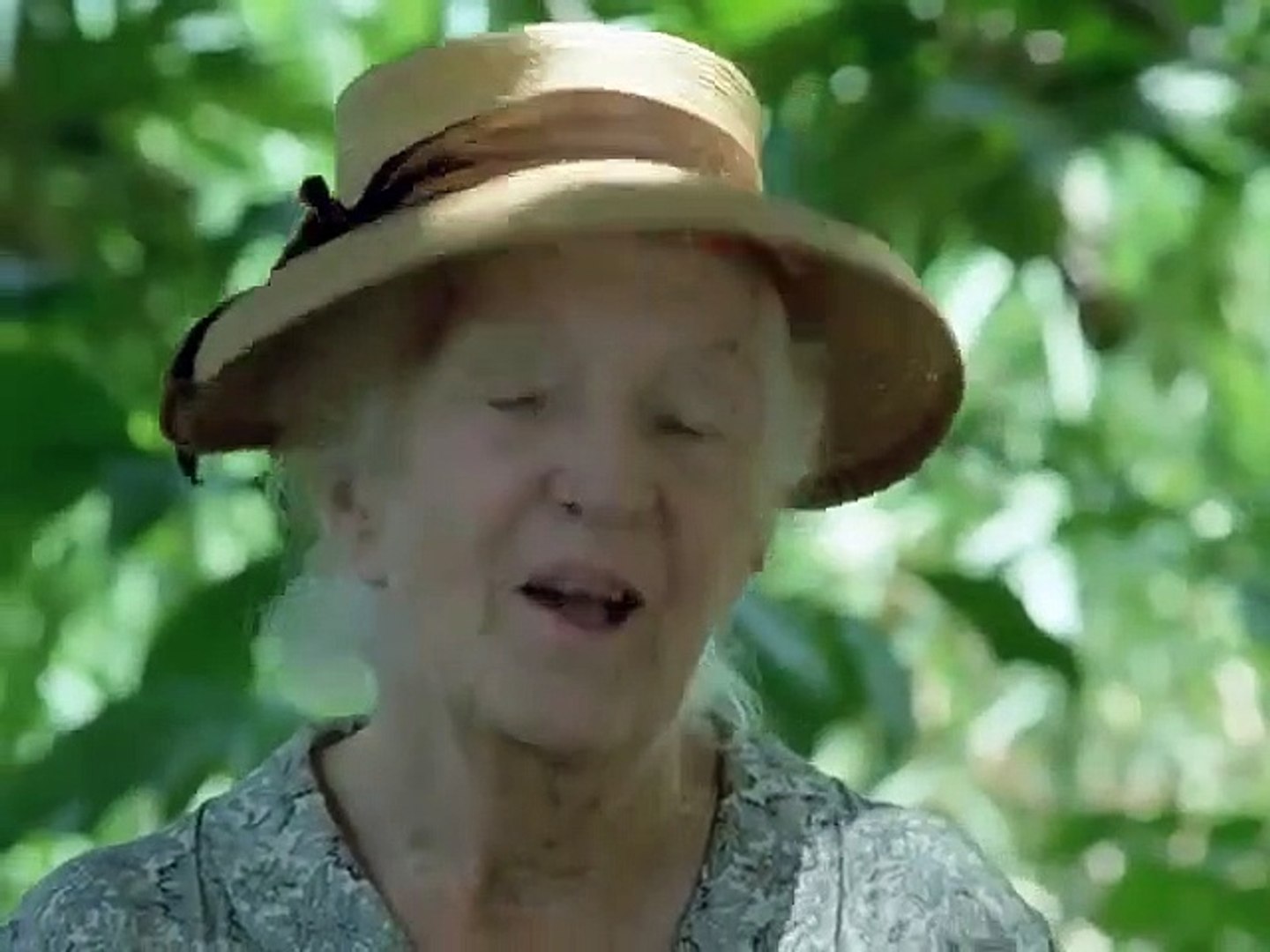 Joan Hickman Joan Bennett's Beetroot Salad | Silver Screen Suppers