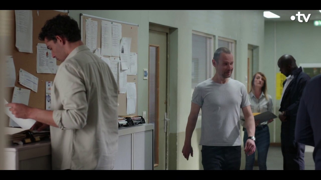 Un Si Grand Soleil : Akim est hors de lui ! - Vidéo Dailymotion