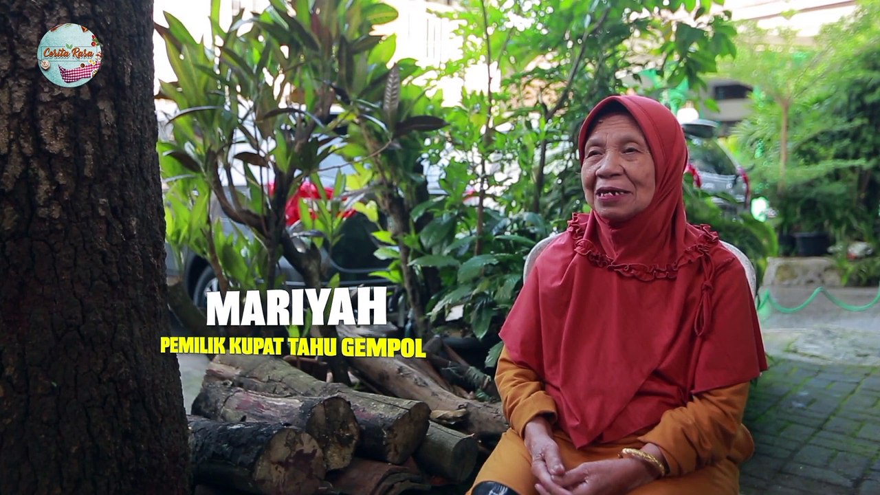 Legendaris nih, Kupat Tahu Gempol Bandung, Ngantrinya Panjang Banget ...