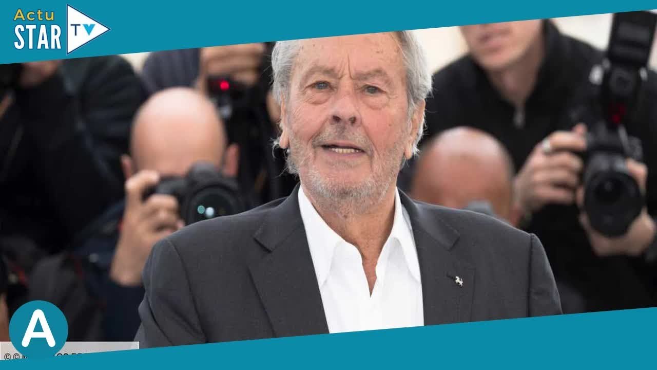 Affaire Alain Delon : Hiromi Rollin dépose plainte à son tour pour ...