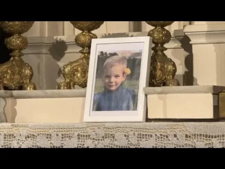 Disparition d’Emile :qui sont ses parents Colomban et Marie - video ...