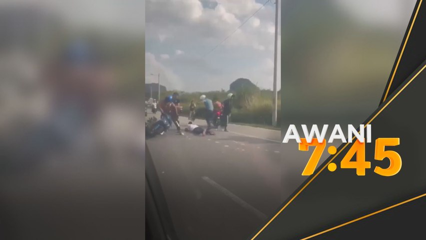 Tiga lelaki ditahan polis, video tular gaduh guna rotan | Astro Awani