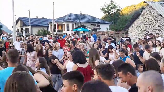 Narodnjaci Official videos - Dailymotion