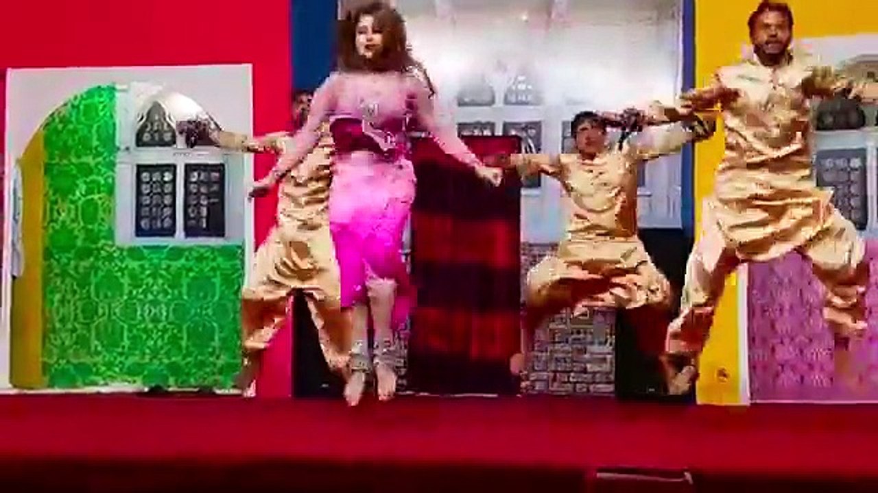 Warda Shah - Mein Tere Ghare Dii Machchii Aan New Pakistani Stage Drama Mujra - video Dailymotion