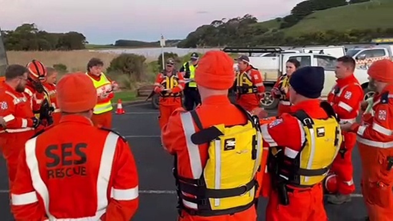 SES training exercise on Hopkins River - August 16, 2023 - Warrnambool ...