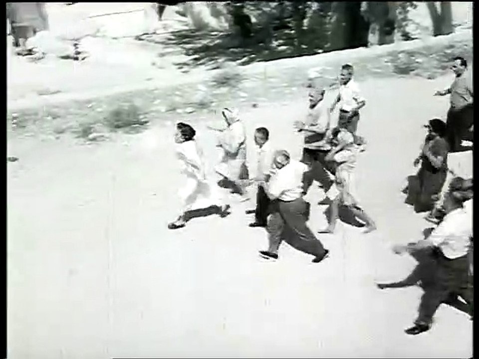 ΤΟ ΠΡΟΠΟ ΚΑΙ ΤΑ ΜΠΟΥΖΟΥΚΙΑ - 1968 - DVDRip - 720x576 - video Dailymotion