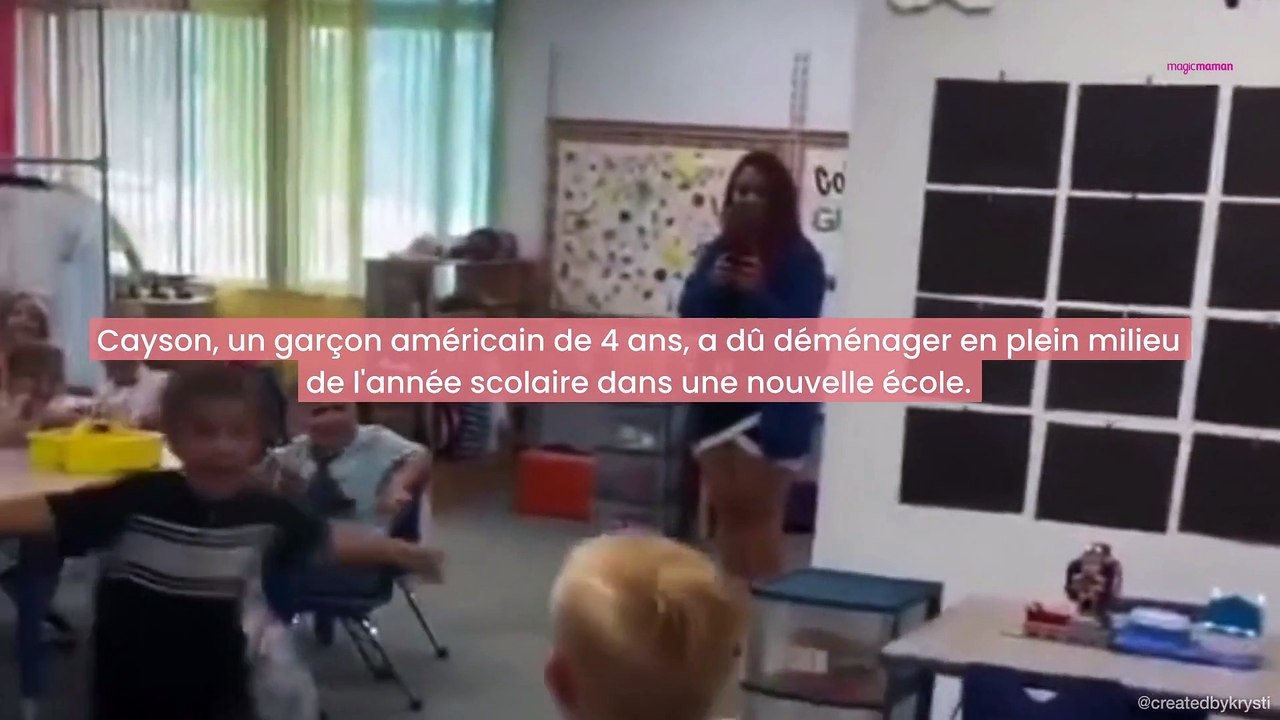 Un petit garçon retrouve ses camarades de classe - Vidéo Dailymotion