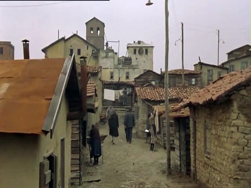 ΤΡΙΛΟΓΙΑ ΤΟ ΛΙΒΑΔΙ ΠΟΥ ΔΑΚΡΥΖΕΙ - 2004 - DVDRip - 720x576 - Α' ΜΕΡΟΣ ...
