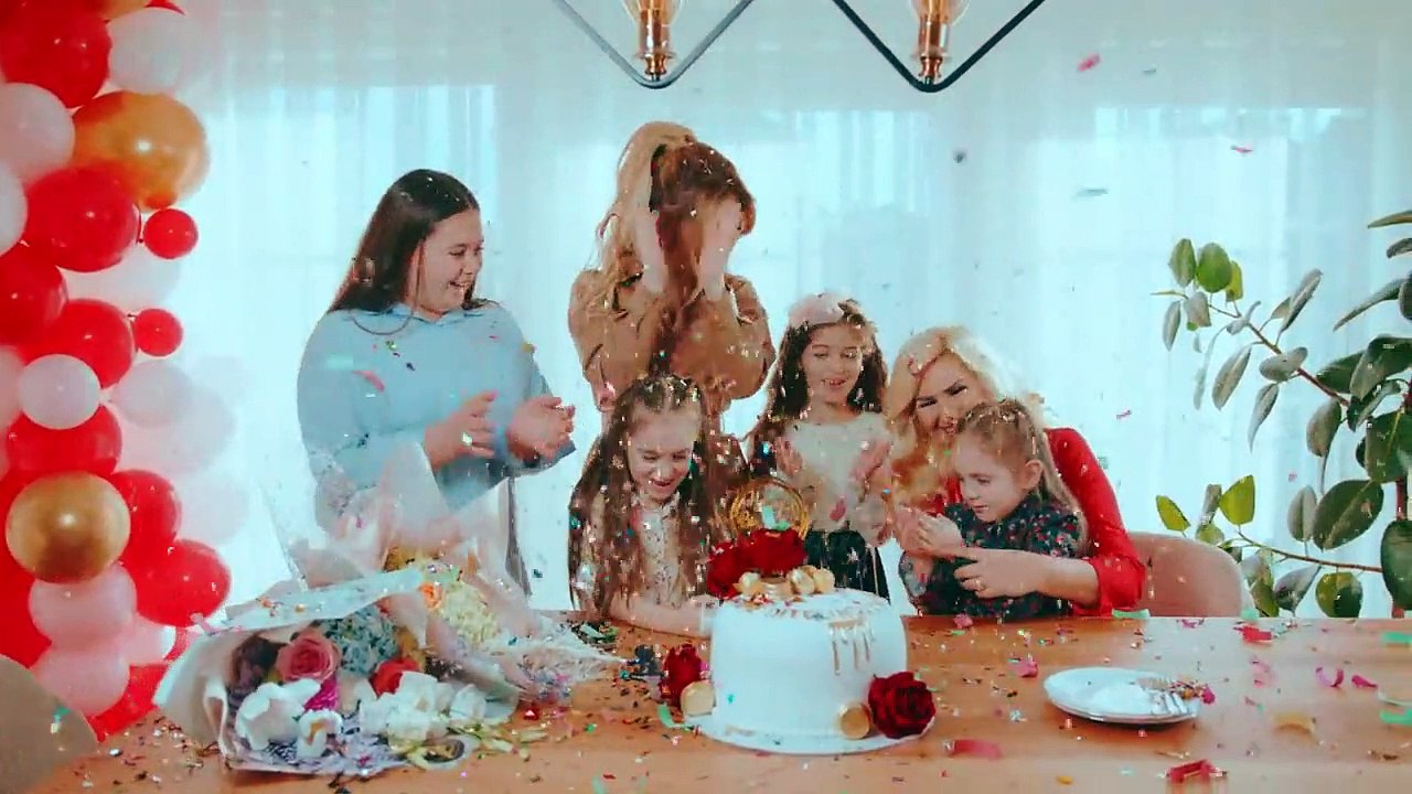 Shyhrete Behluli ft Engji & Bekim Zogaj - Urime Ditëlindja Nanë - video ...