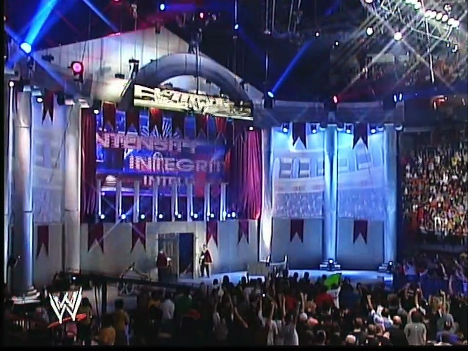 WWE Royal Rumble 2006: Kurt Angle vs. Mark Henry (Match Entrances ...