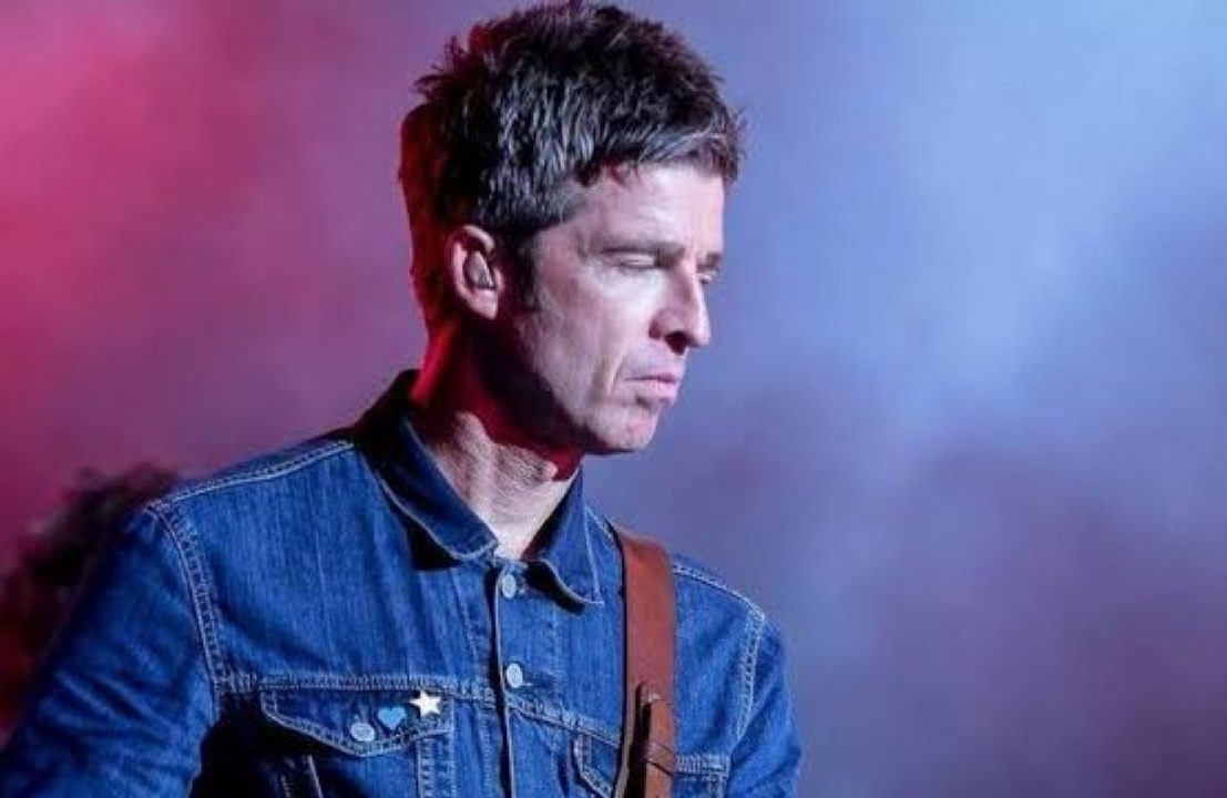 Noel Gallagher says Oasis split up was a 'crash and burn' - video ...