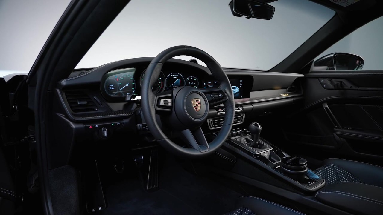 Porsche 911 S/T Interior Design in Studio - video Dailymotion