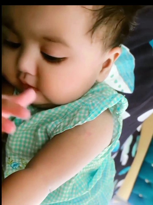 Cute baby hii good - video Dailymotion