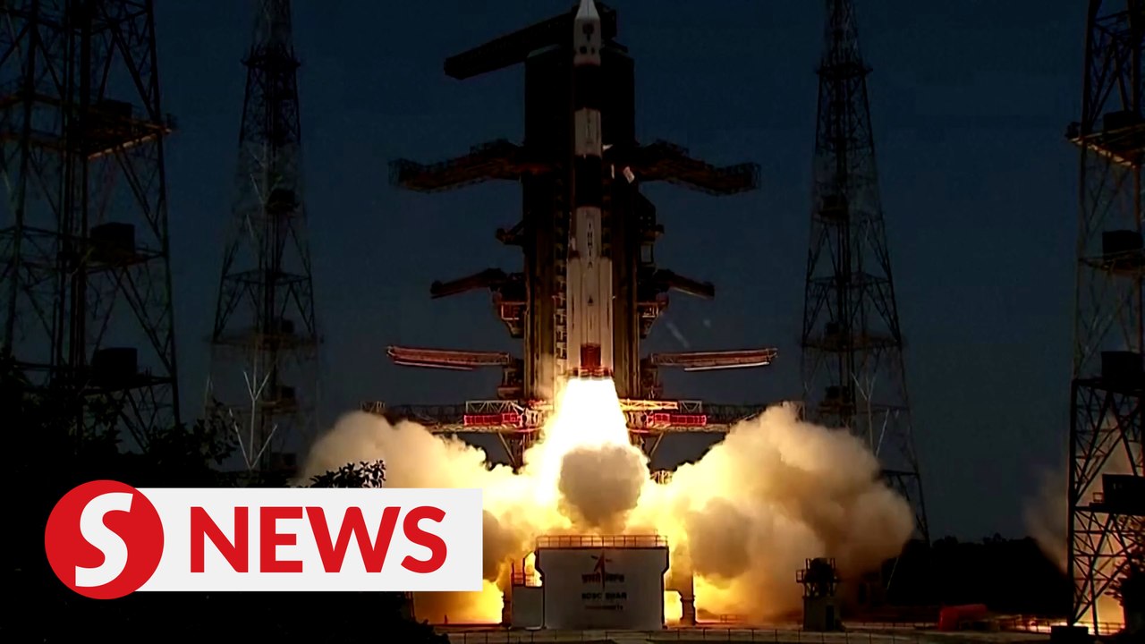 After the moon, India launches rocket to study the sun - video Dailymotion