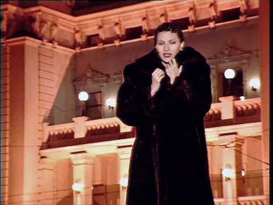 Ceca Beograd - video Dailymotion