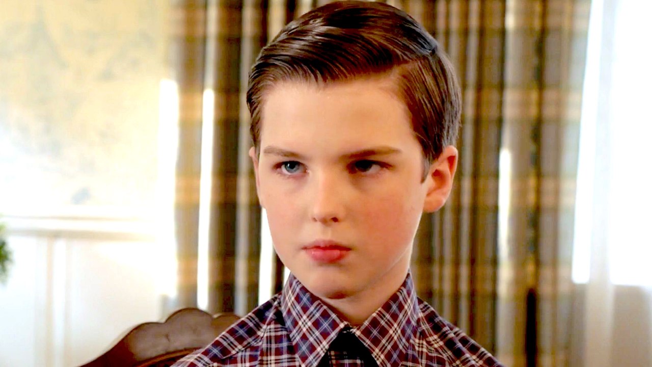 Gonna Marry the Bikini Lady in This Scene from Young Sheldon - video ...