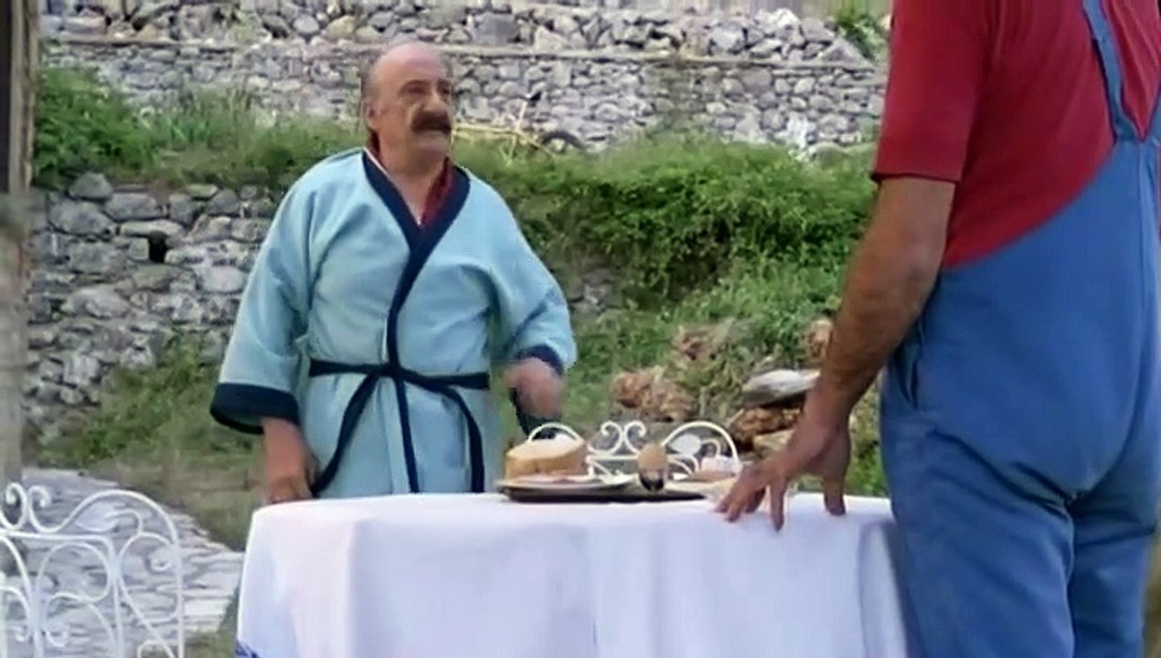ΠΑΡΑΚΑΛΩ ΓΥΝΑΙΚΕΣ ΜΗ ΚΛΑΙΤΕ - 1992 - DVDRip - 720x576 part 1/1 ...