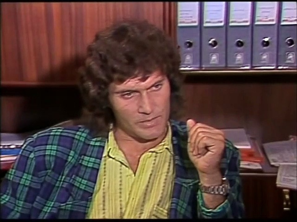 ΠΡΙΝ ΦΥΓΕΙ ΤΟ ΤΡΕΝΟ - 1987 - VHSRip - 720x560 part 1/1 - Dailymotion Video