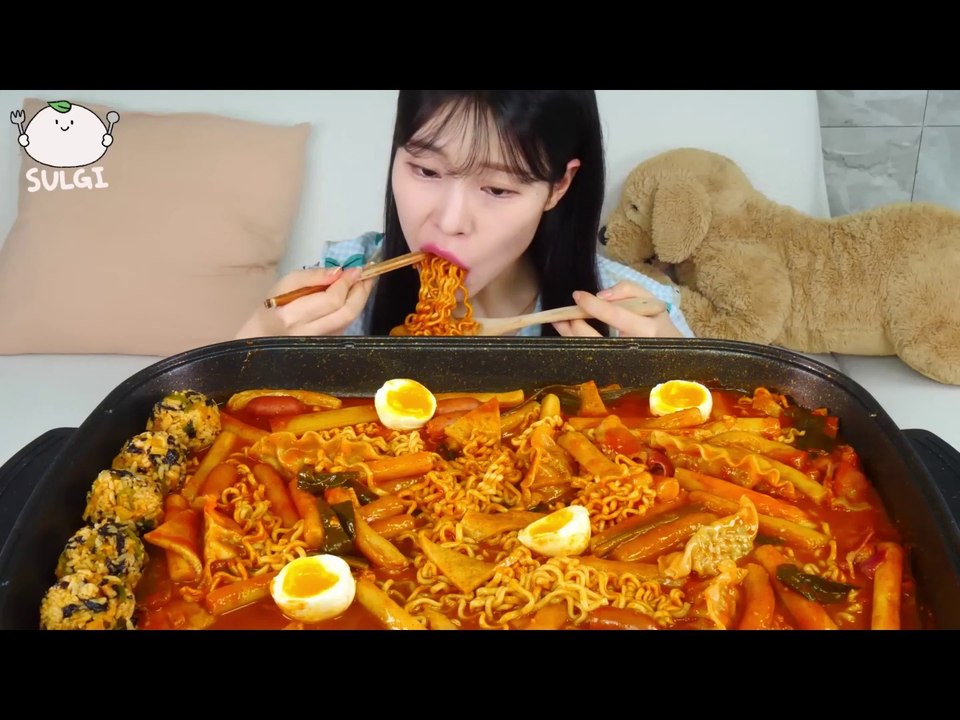 ASMR MUKBANG Improvised Tteokbokki! Rice ball, Deep-fried Cheese Fish ...