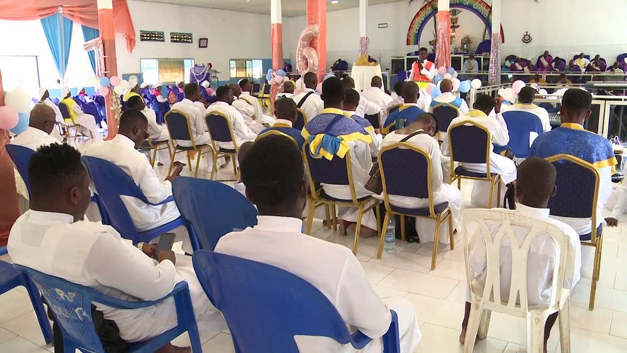 Remise du prix Oshoffa pour la recherche de la paix et la cohésion ...