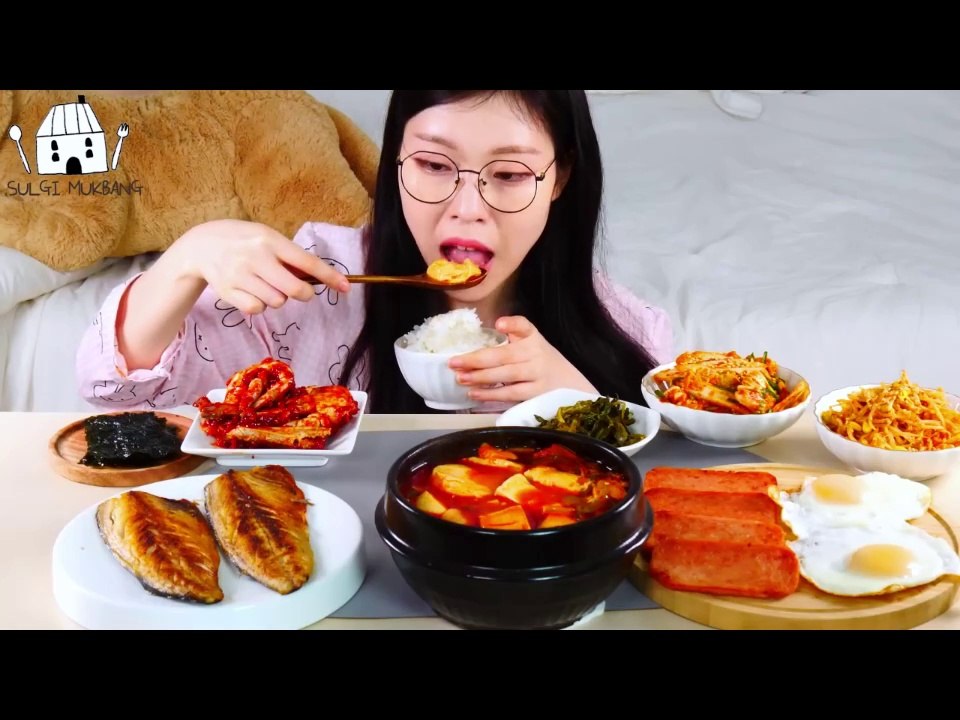ASMR MUKBANG| Korean home-cooked meals(Soft Tofu Stew, Fresh Kimchi ...