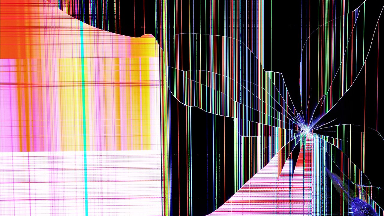 2 Hours Fool Your Friends: Realistic Broken TV Screen Effect Prank in ...