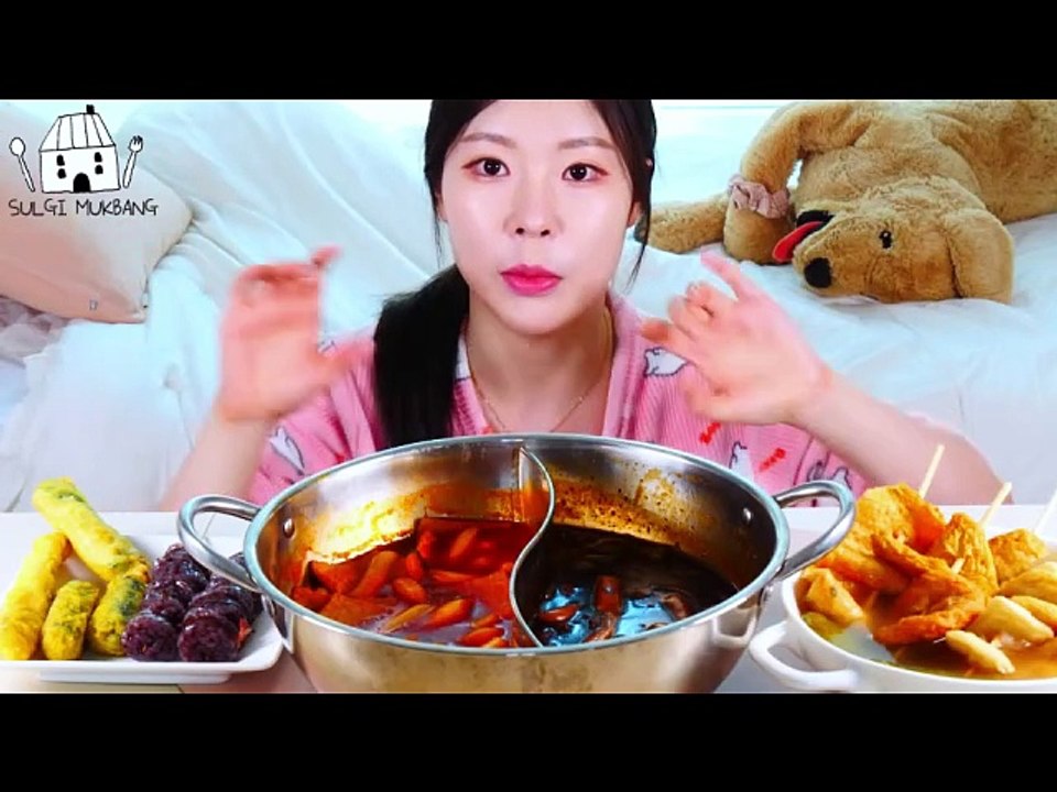 ASMR MUKBANG| Tteokbokki & Black bean Tteokbokki, Fish Cake Soup, Sundae, Fried foods. - video ...