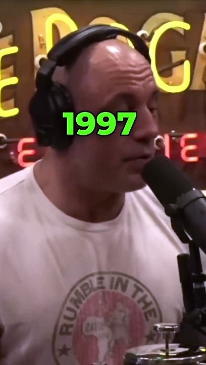 the 10 meters tall Person in Antarctica. #joerogan #podcast - video ...