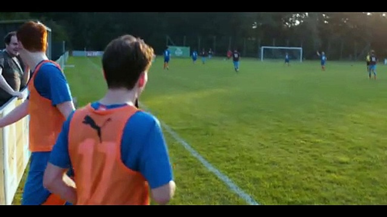 Steh auf du Sau! Bande-annonce (EN) - Vidéo Dailymotion