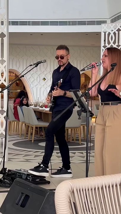 Annette - “Golden” (live) - Vidéo Dailymotion