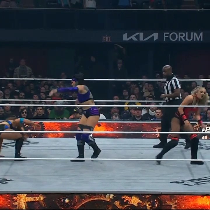 Double Attack on Kris Statlander - video Dailymotion