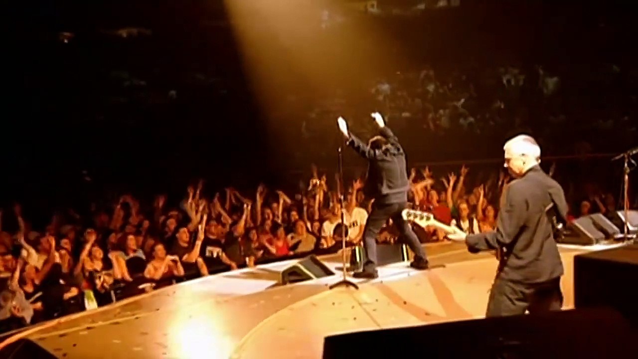 U2 — Elevation U2 - Vertigo 2005 // U2 Live From Chicago • by U2 ...