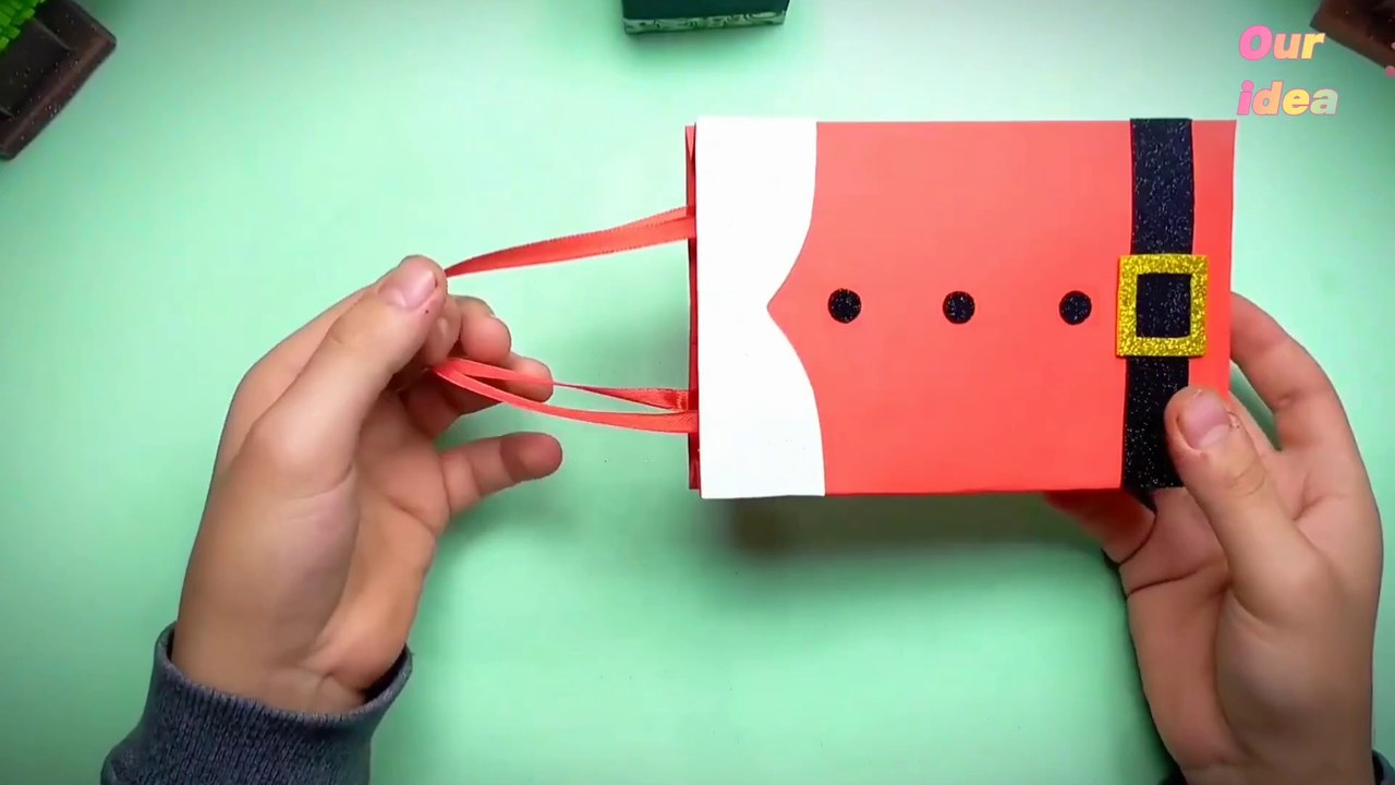 How to make a Christmas gift bag out of paper ‍ Diy Christmas ...