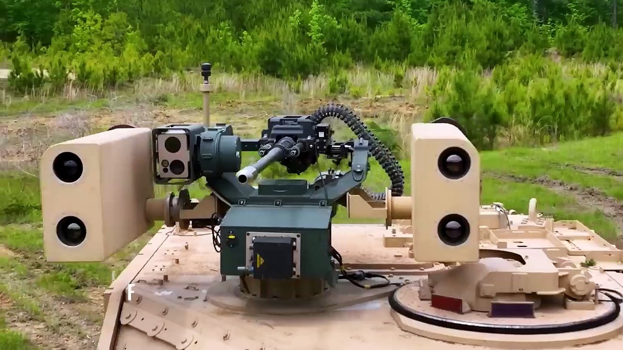 Meet the New M230LF- America's 30mm Chain Gun - video Dailymotion