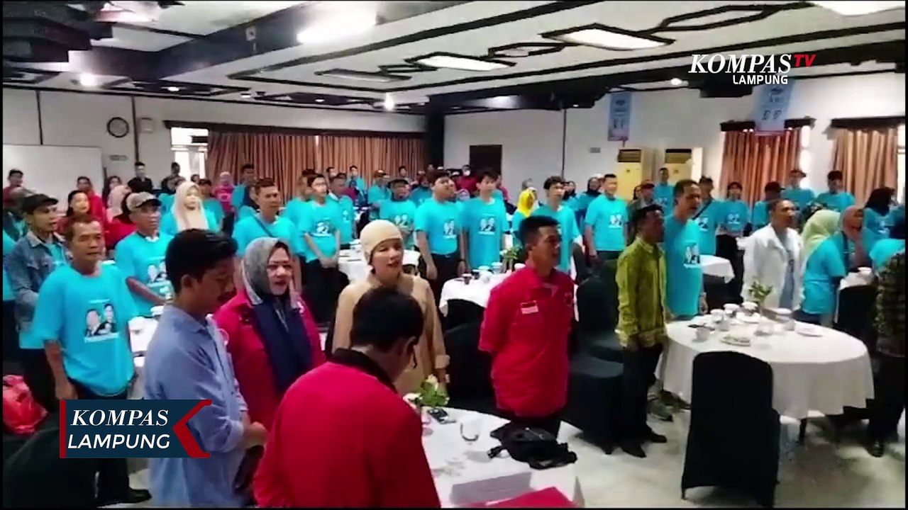 Puluhan Kader PDIP Lampung Deklarasi Dukung Prabowo-Gibran - Video ... Puluhan Kader PDIP Lampung Deklarasi Dukung Prabowo-Gibran - Video ...