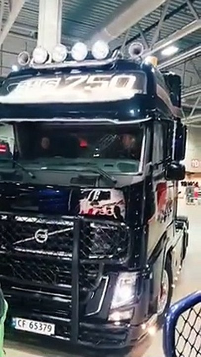 Volvo 750 - video Dailymotion