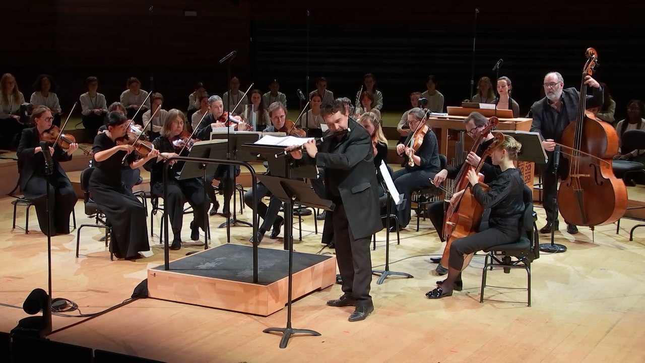 Johann Stamitz : Concerto pour flûte en sol majeur (extraits) - Vidéo ...