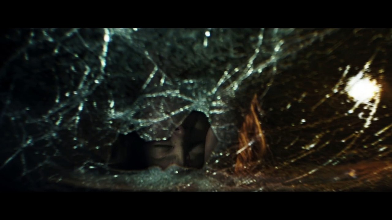 Inside - Film complet HD EN 4K en français (Horreur, Thriller, Polar ...