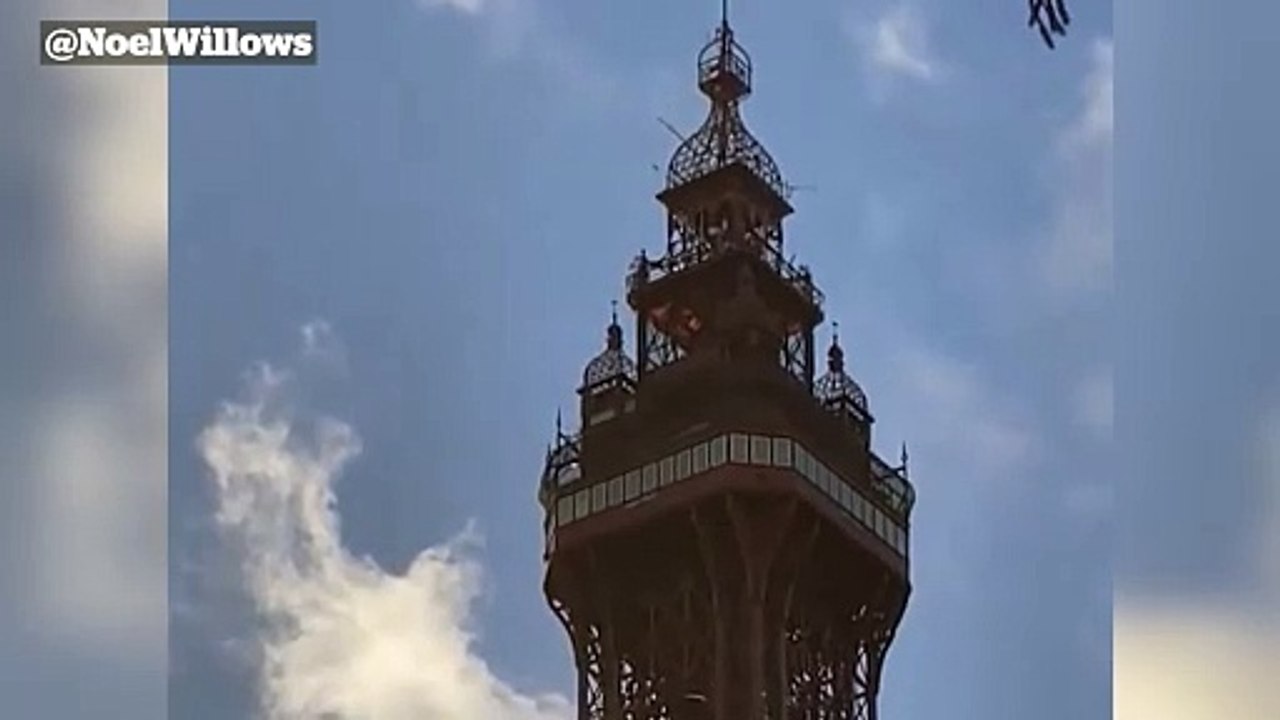 Blackpool Tower ‘fire’ was actually orange netting flapping in wind ...