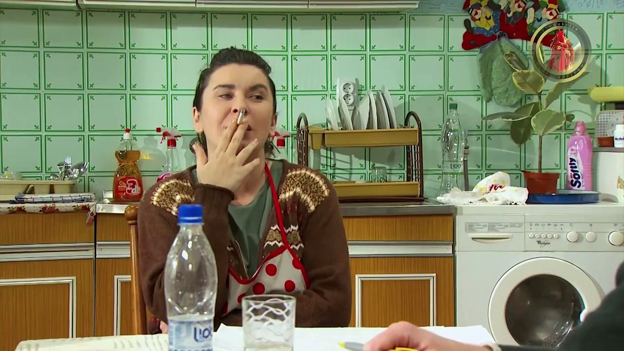 Lud Zbunjen Normalan (35 Epizoda) S1.E35 ∙ Snimak pluca - video Dailymotion