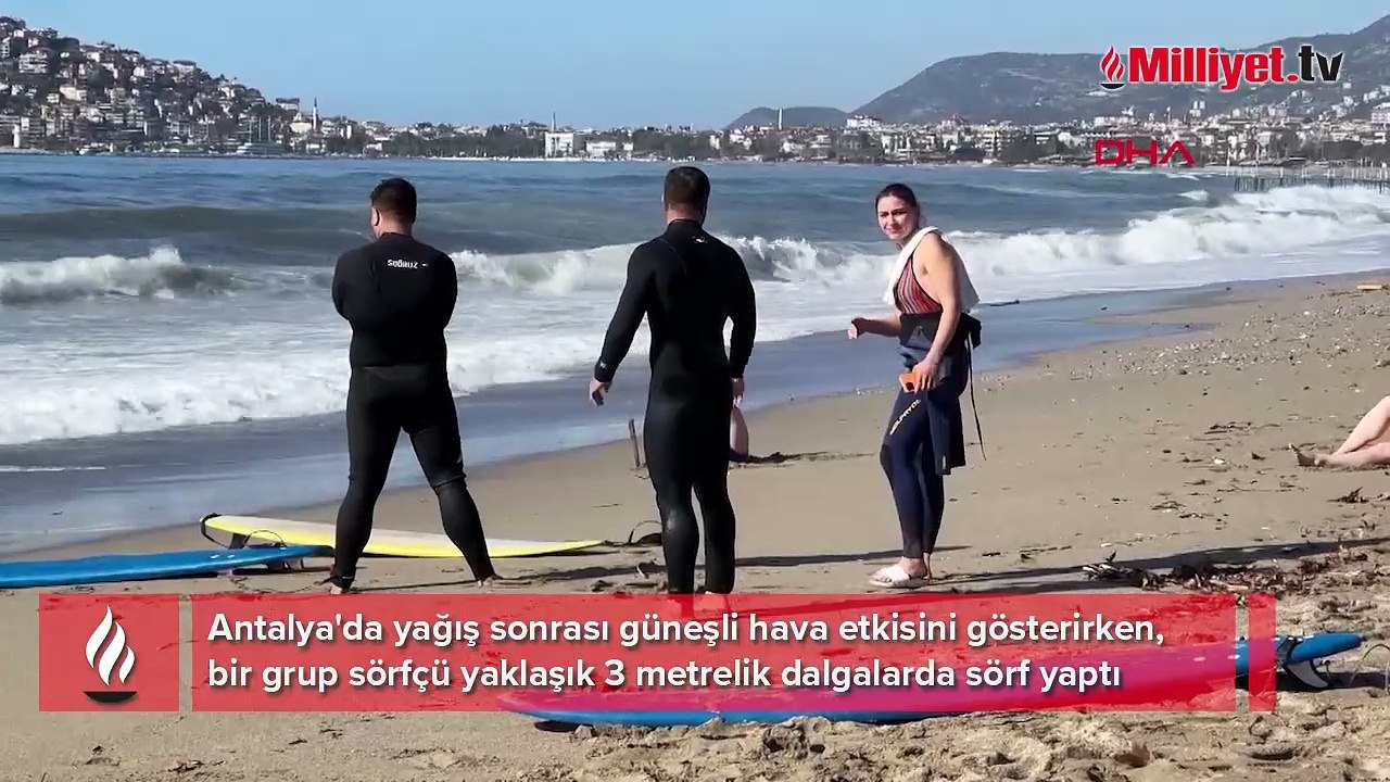 3 metrelik dalgalarda sörf yapıp eğlendiler - Dailymotion Video