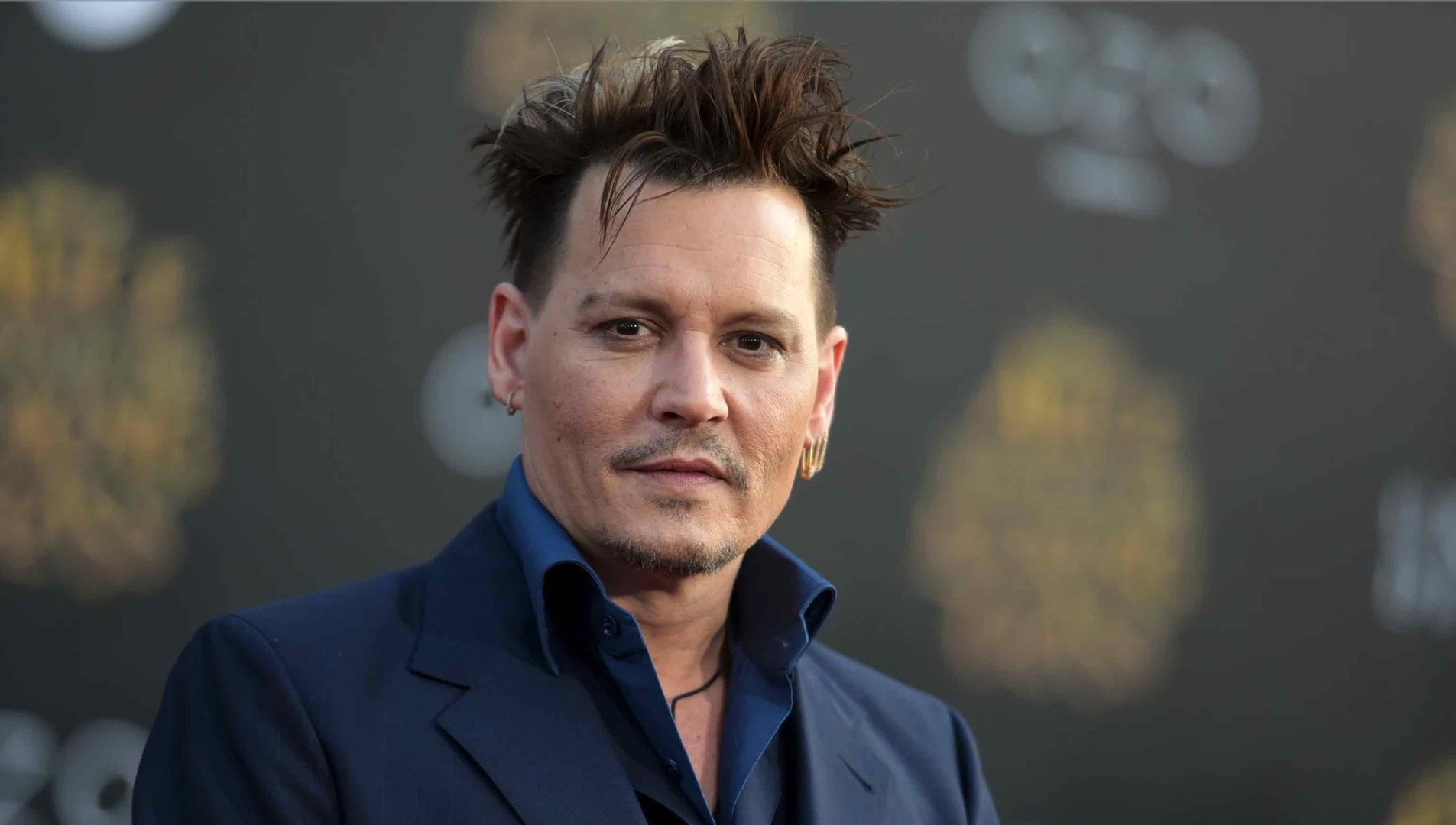 Watch Johnny Depp amazing transformation - MARCA TV English