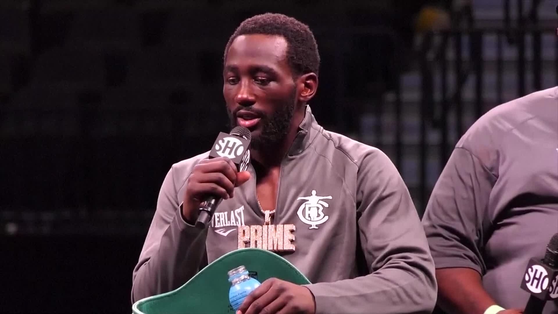Crawford on dominant win to become undisputed welterweight champion ...