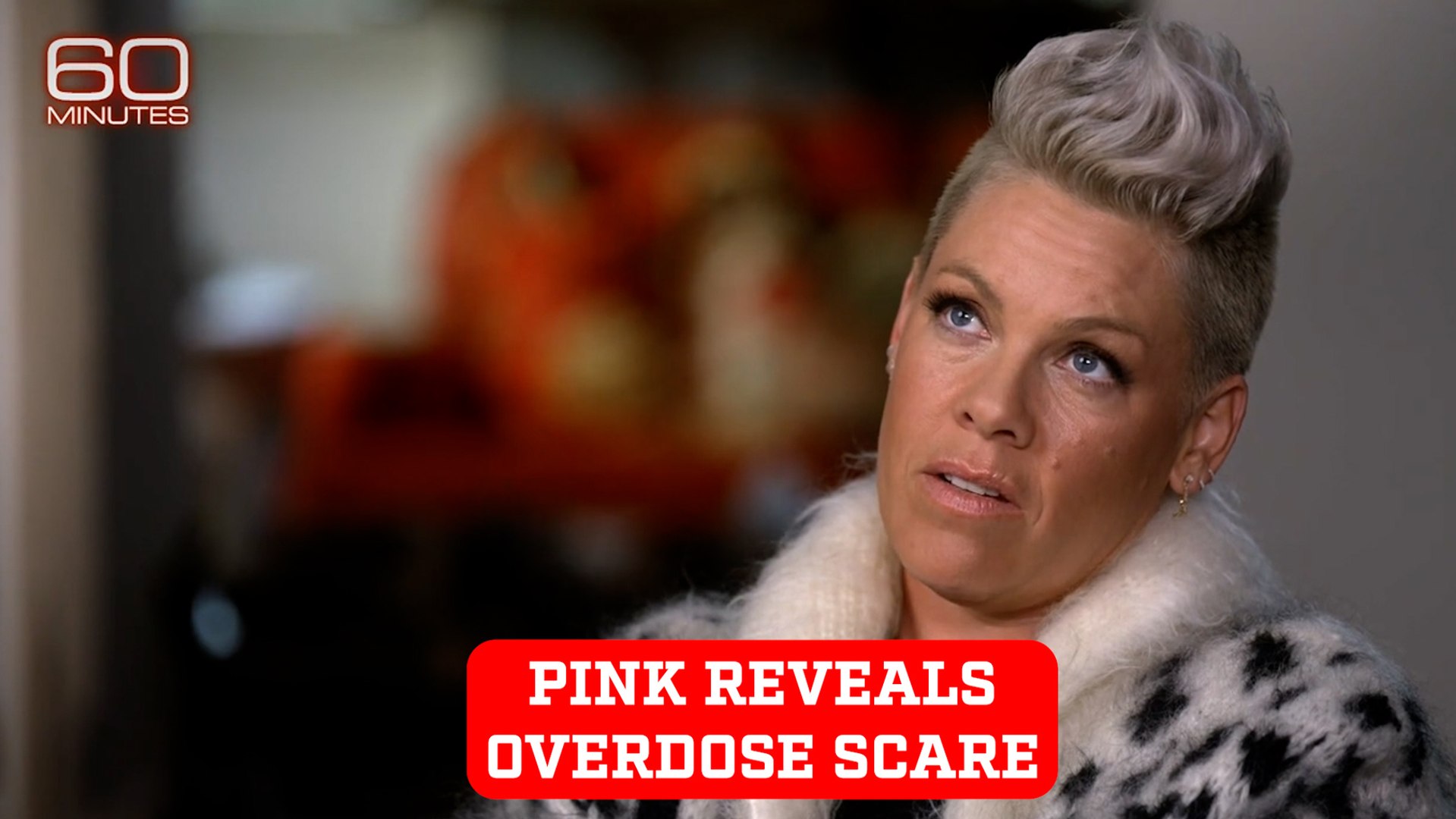 The Dallas Cowboys cheerleaders dazzle with epic Thunderstruck dance on ...