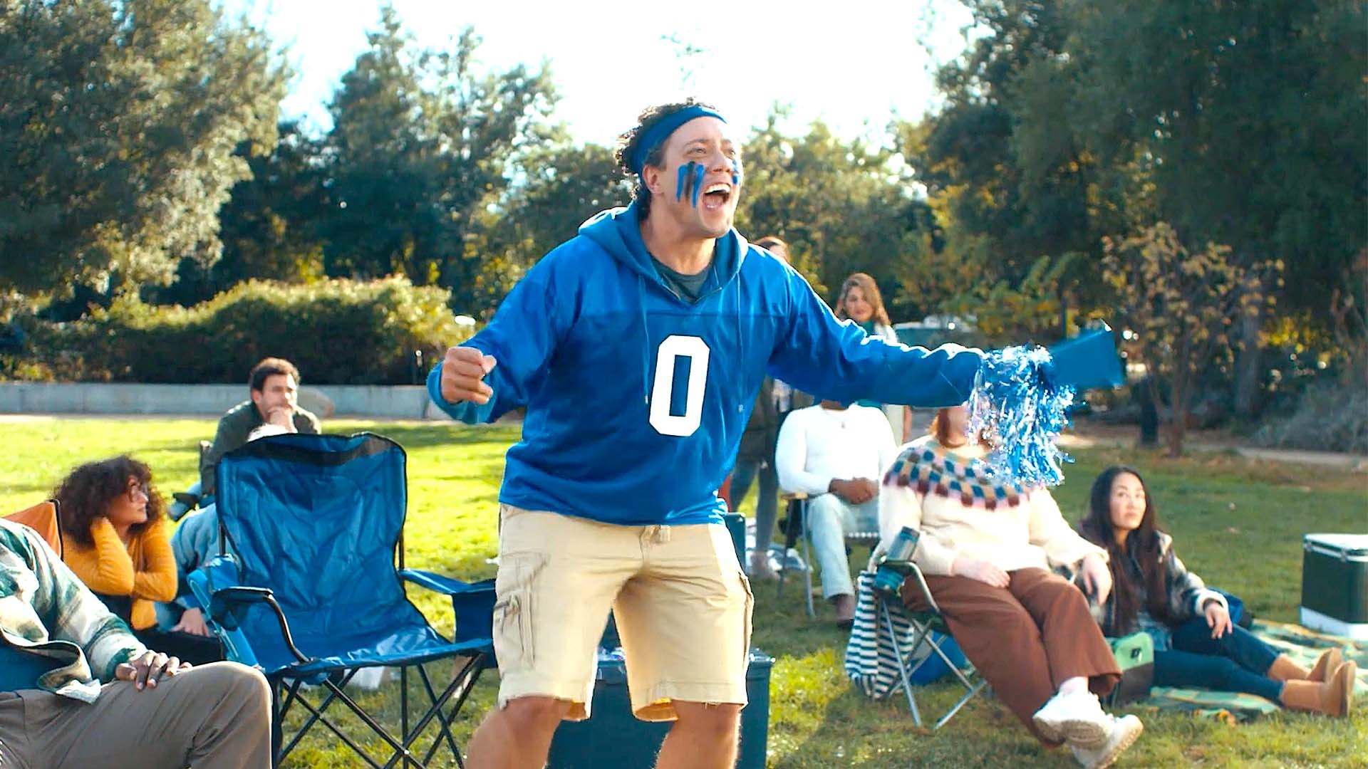 Super Bowl Pepsi Commercial Cindy Crawford Channels Iconic '92 Pepsi