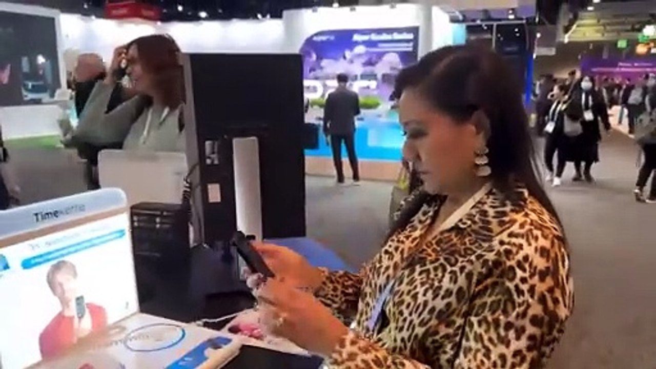 Tradutor universal mais perto de virar realidade - Vídeo Dailymotion