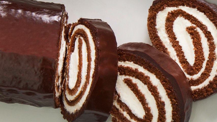 The Child In Us Is Screaming Over This Giant Swiss Roll - TDS