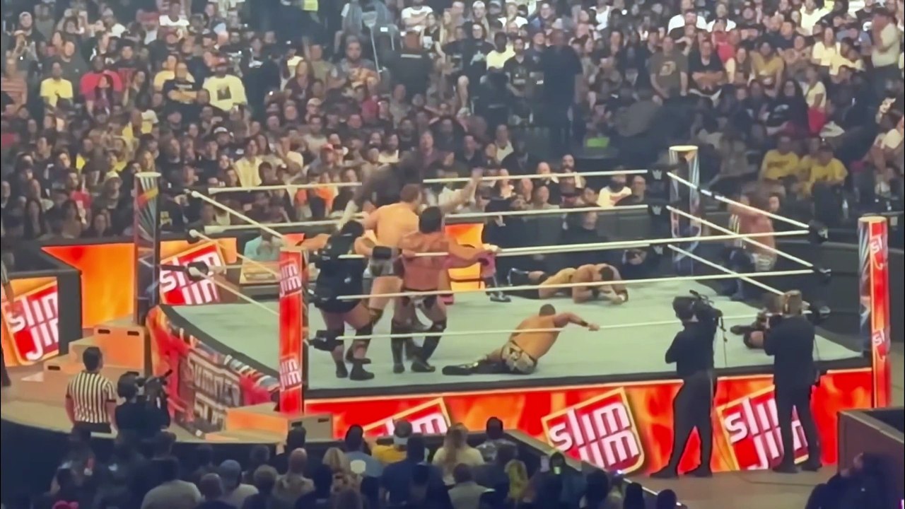 Slim Jim Battle Royal Full Match - WWE Summerslam 8/5/2023 - video ...