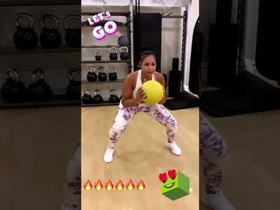 Ashanti’s Workout Goals Have Her Looking Fit At 40 #shorts - video ...